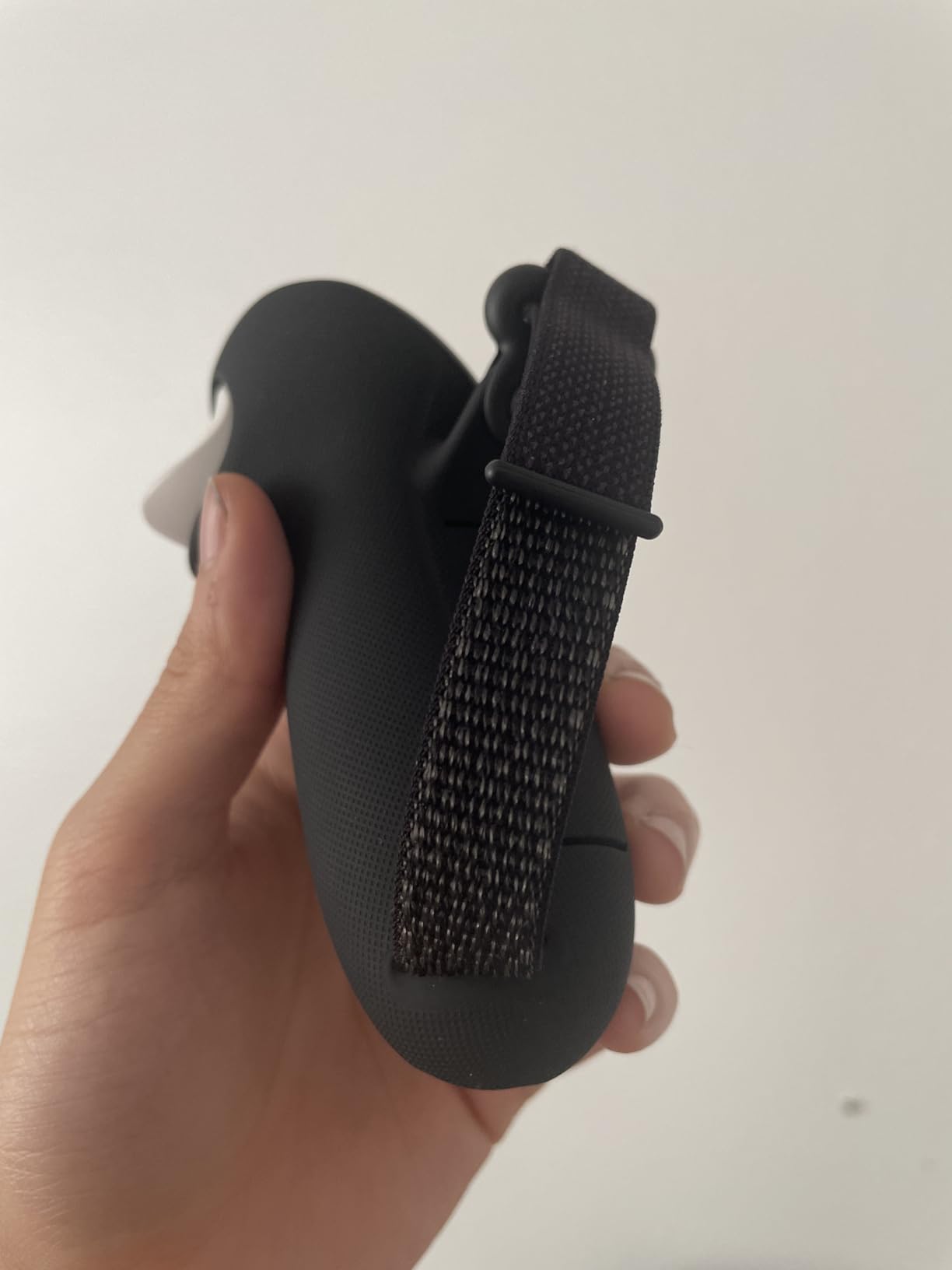 8 Best Controller Grips for Meta Quest 3 (June 2026) Expert Reviews